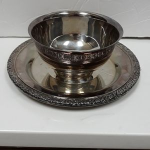 Oneida | Dining | Vintage Oneida Gravy Bowl Wattached Underplate | Poshmark